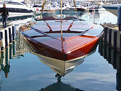 The breathtakingly beautiful speedboat Alpha-Z | SYT