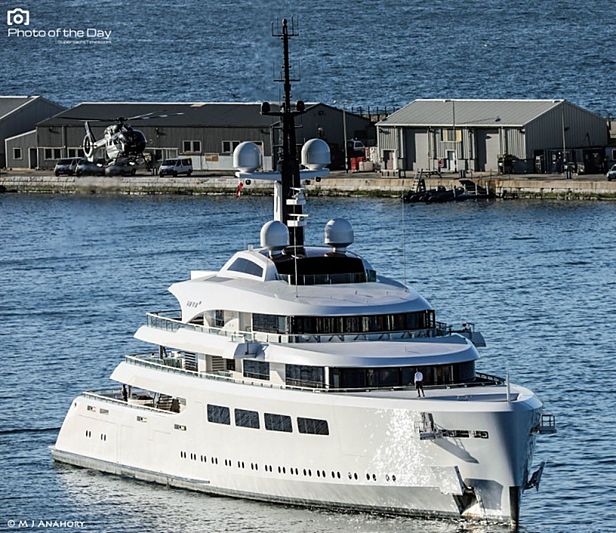 Vava II arriving in Gibraltar | SuperYacht Times