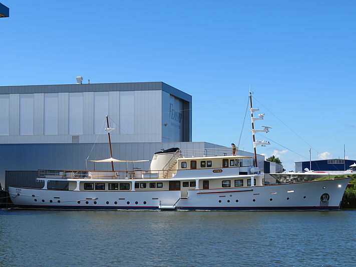 Photo: Istros yacht at De Vries Makkum shipyard | SYT