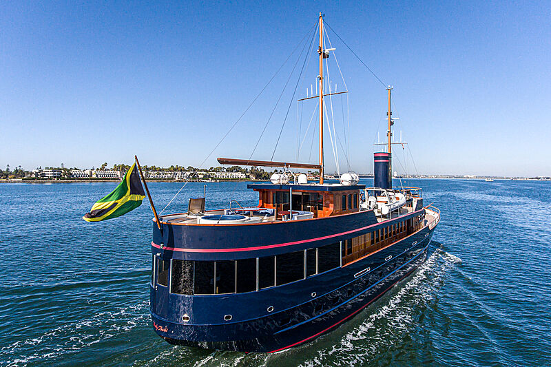 Motor yacht Lady Bahi sold | SuperYacht Times