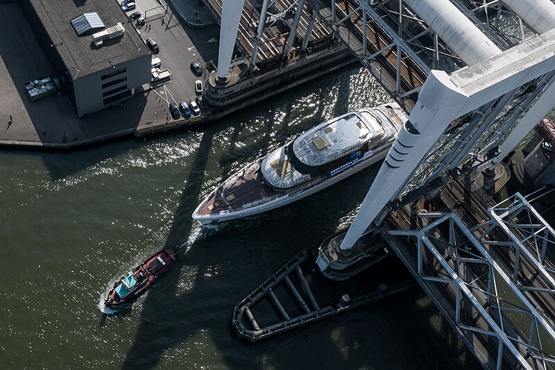 Feadship 822 superyacht in transit | SuperYacht Times