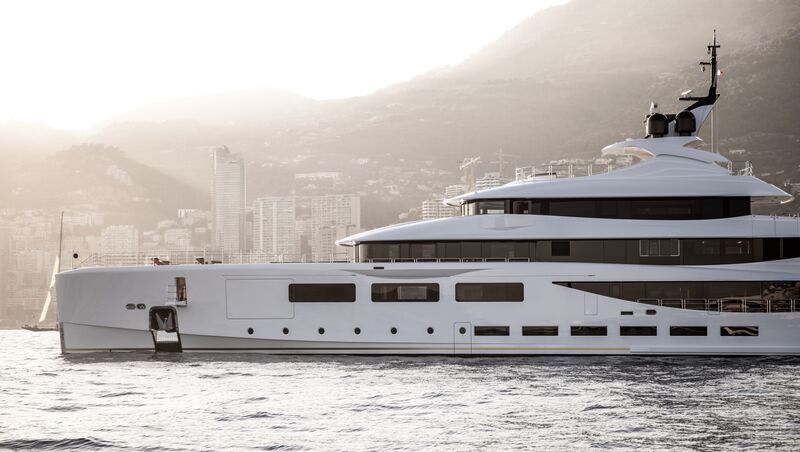Onboard the 70m Benetti Alfa with Luxury Projects | SYT