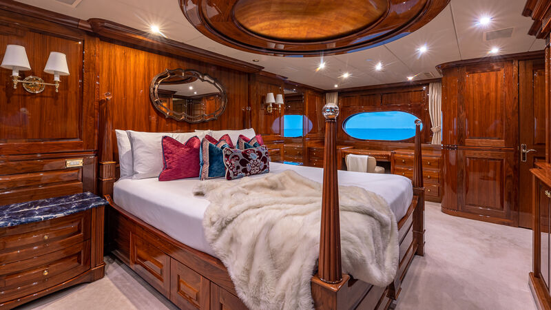 48m Christensen superyacht Lisa Mi Amore for sale | SYT
