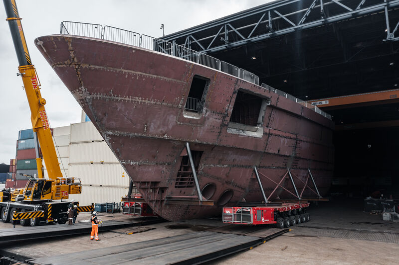 Photo: Bow load out | SuperYacht Times