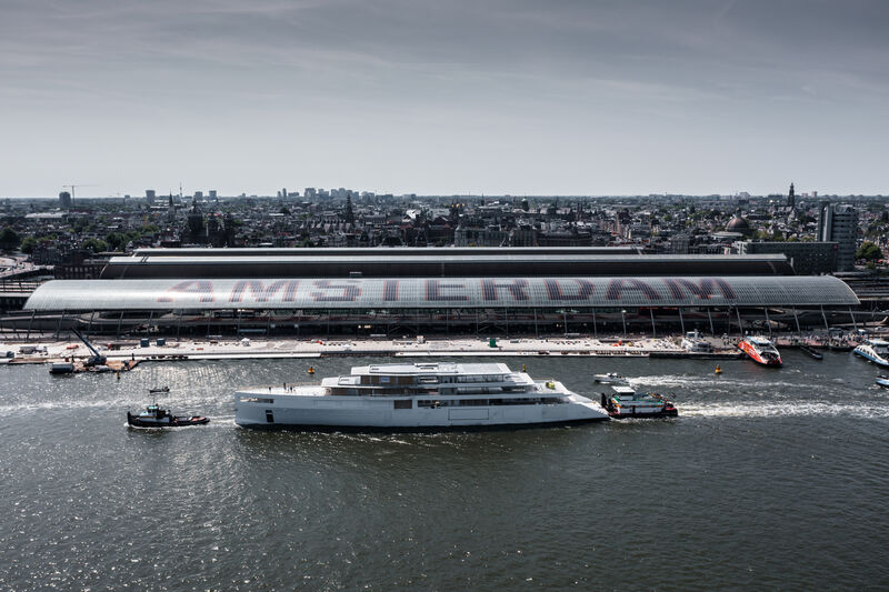 Feadship 103m superyacht Project 1011 in transit | SYT