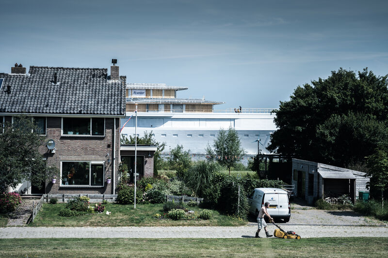 Feadship 103m superyacht Project 1011 in transit | SYT