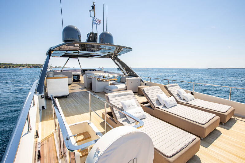 Ferretti yacht L’Opera for sale | SuperYacht Times