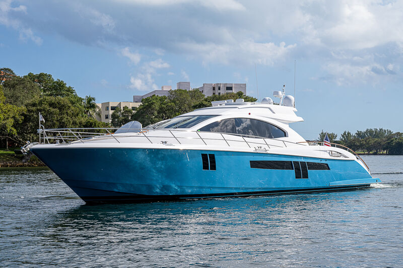 Lazzara yacht Latitude sold | SuperYacht Times