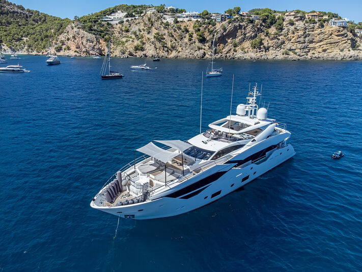 35m Sunseeker yacht Enigma sold | SuperYacht Times