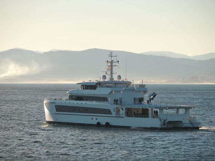 Photo: Wayfinder yacht cruising | SuperYacht Times