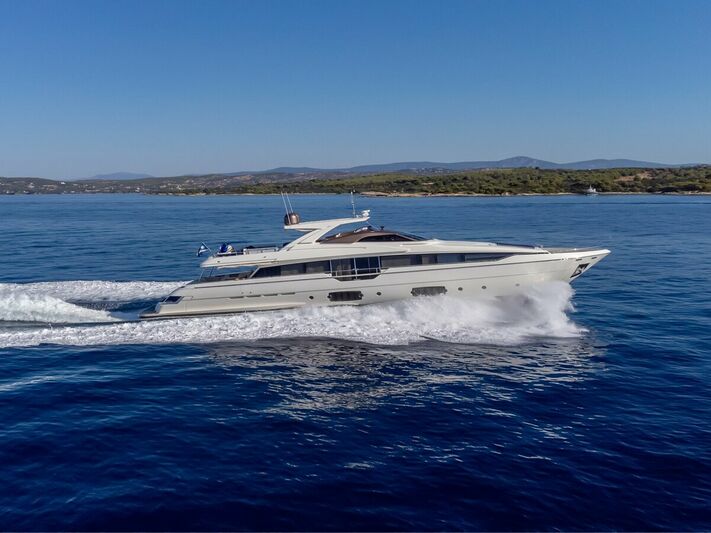 Motor yacht Happy Blue II for sale | SuperYacht Times