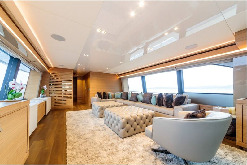 28m Custom Line yacht Seven sold | SuperYacht Times