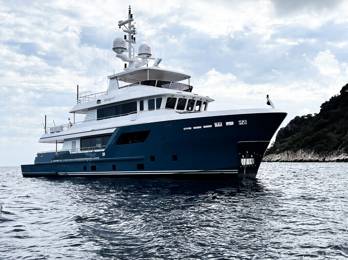 Hydro Tec in conversation with the owners of Uptight and Emocean