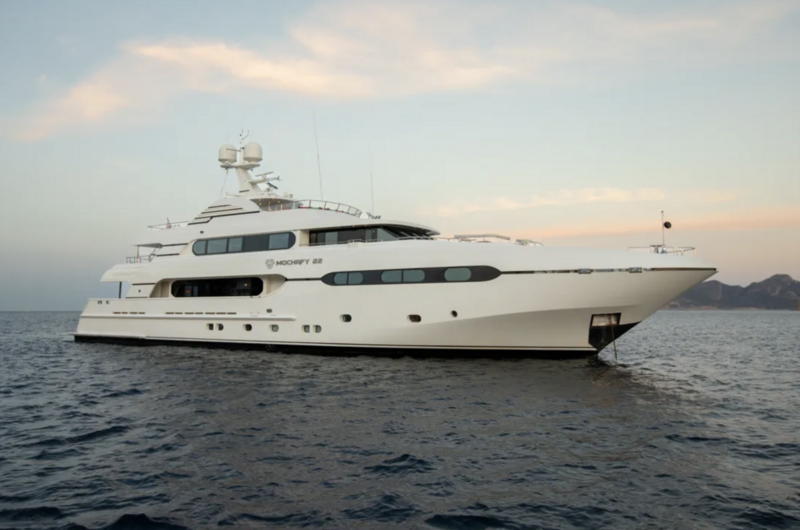 45m Sunrise motor yacht Mochafy 22 enters the market | SYT