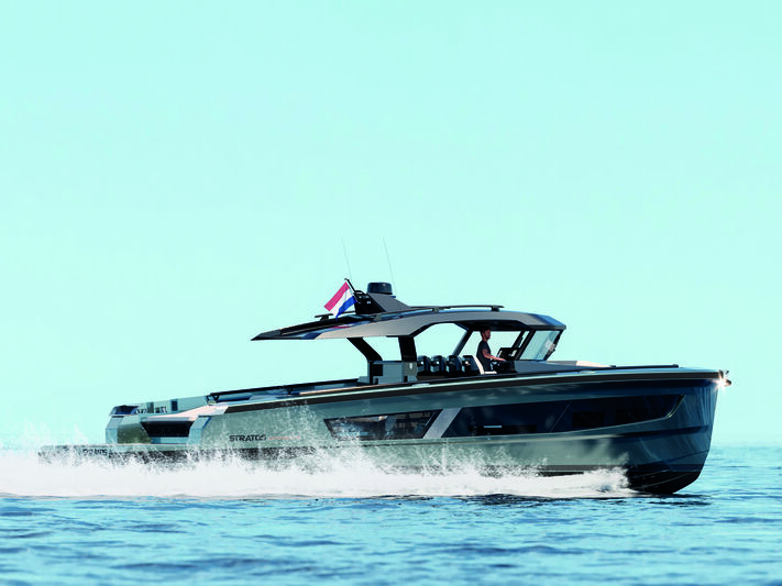 Stratos unveils Dutch Built 50 | SuperYacht Times