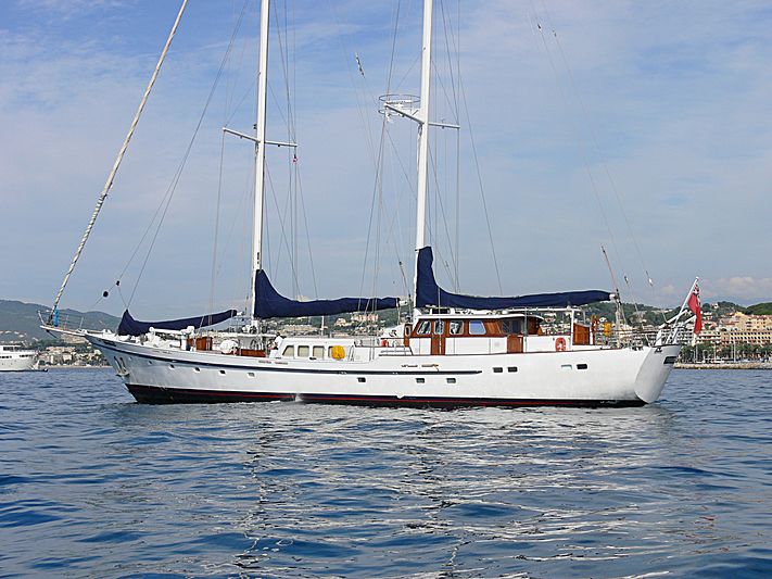 MARLINE Yacht | 36m Cammenga 1974 | SuperYacht Times