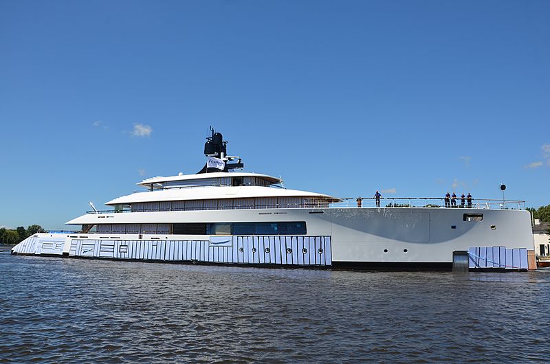 Photo: Feadship Van Lent 818 launch in De Kaag | SYT