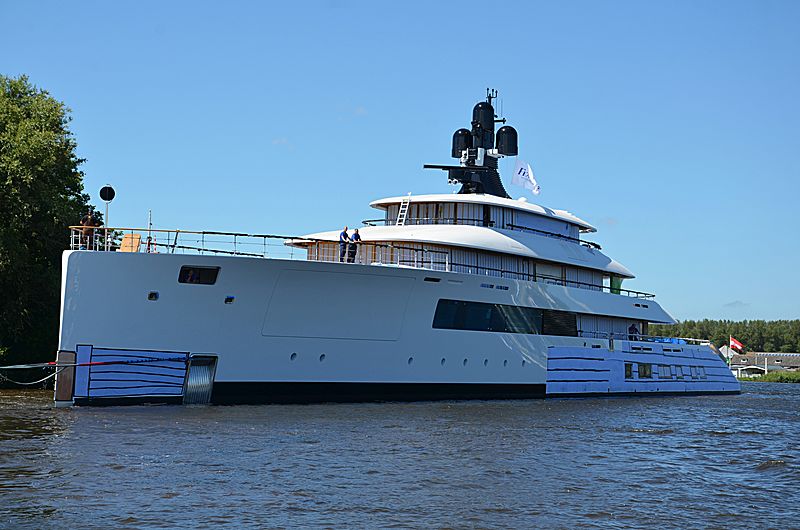 Photo: Feadship Van Lent 818 launch in De Kaag | SYT